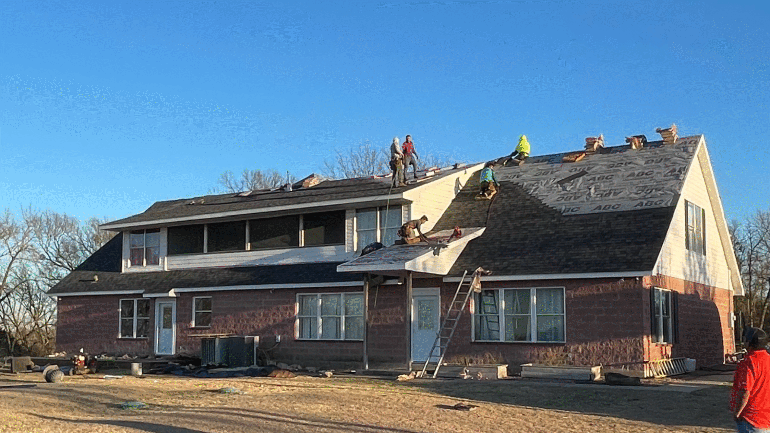 Seasonal Inspection: Your Spring Roof Checklist for 2025